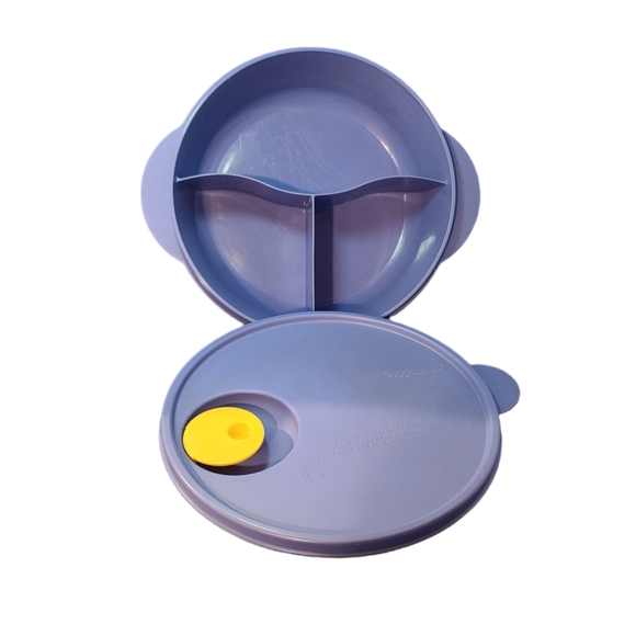 Tupperware | Kitchen | Vintage Tupperware Crystalwave Divided Dish ...